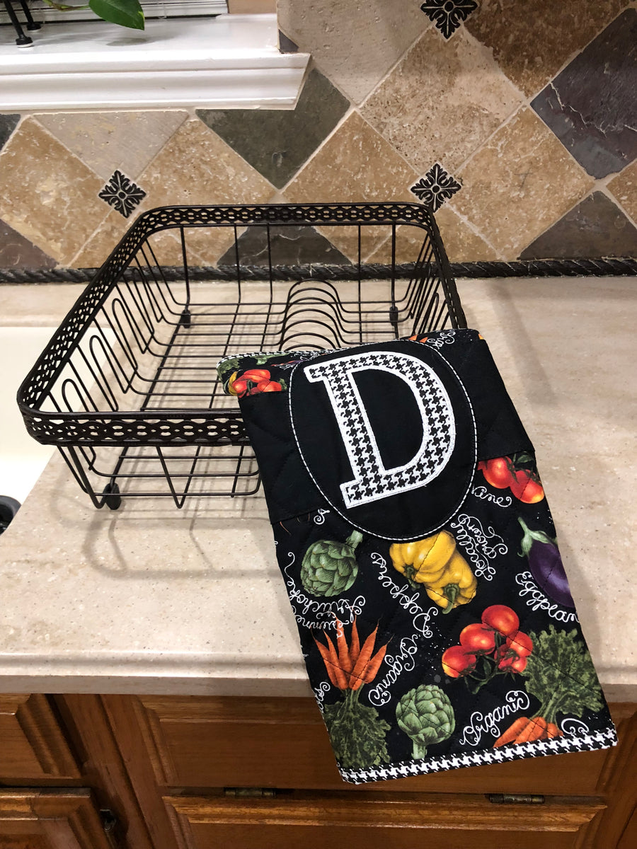 Monogrammed Kitchen Quilt – SewMichelle